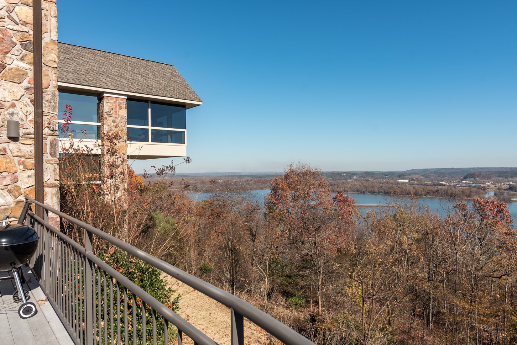SCOUTED LISTING: 12 RIVER VIEW POINT - The Scout Guide