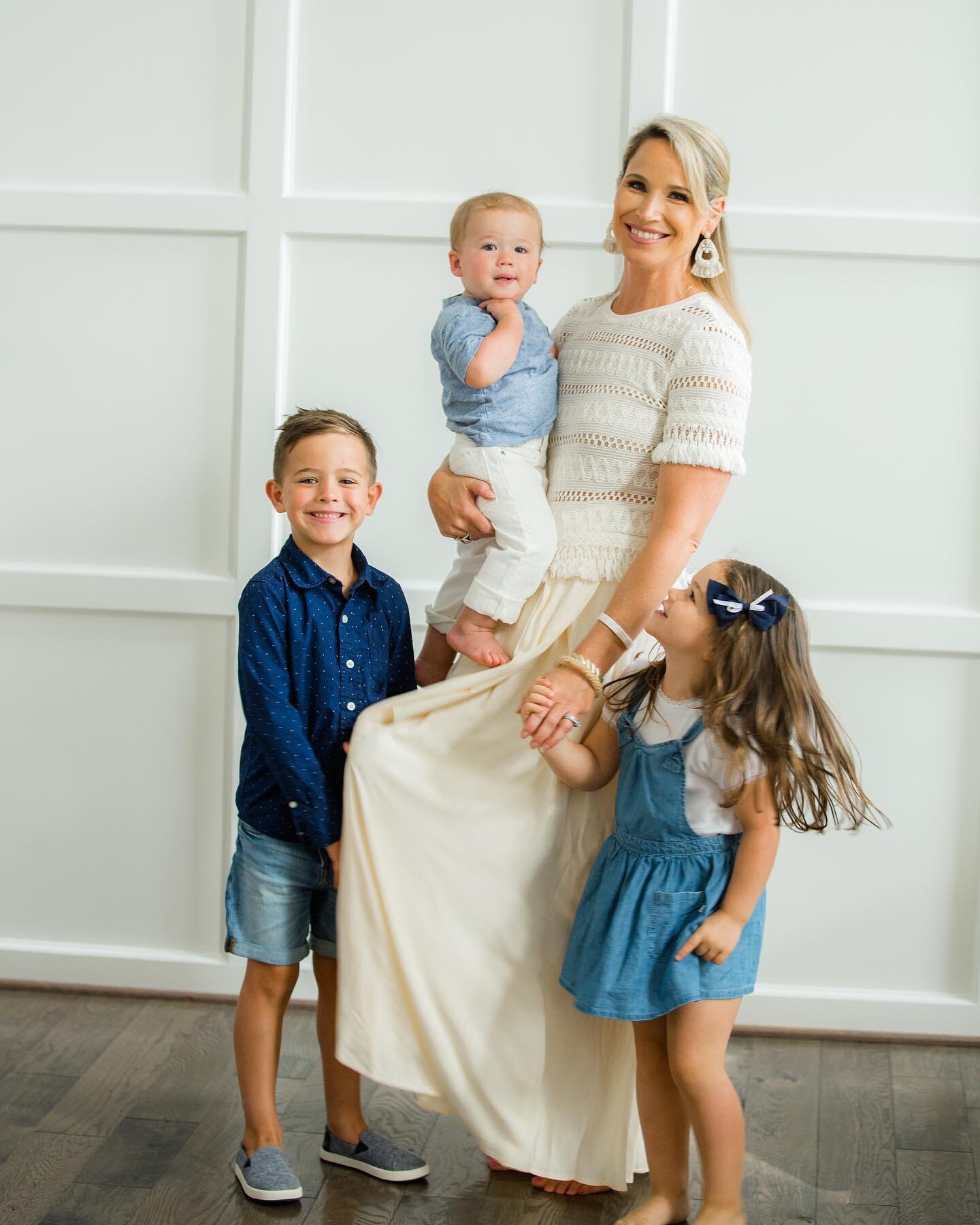 MEET: JESSICA SHEA OF CHEERS IN A BOX - The Scout Guide