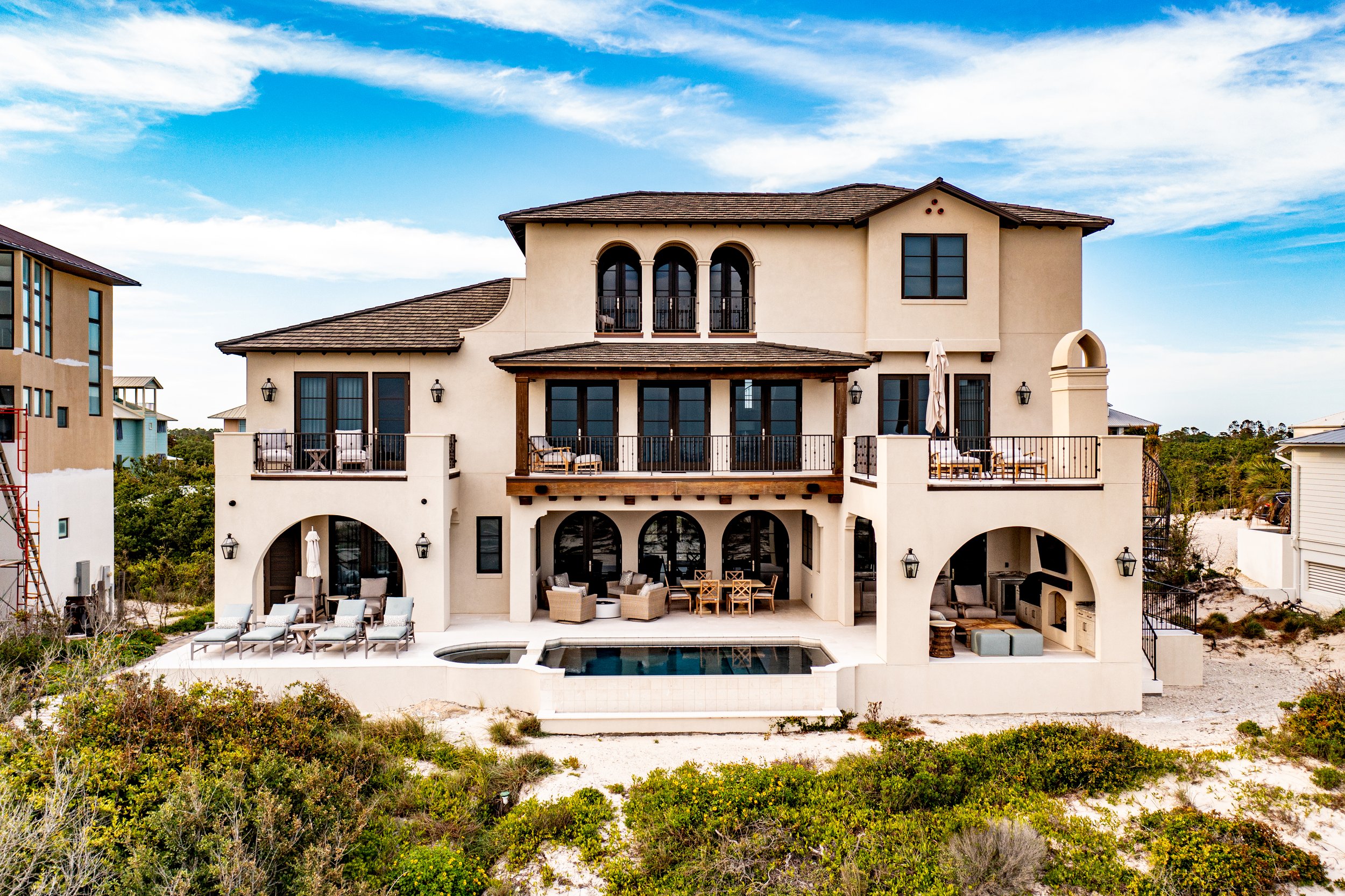 EXPERTS' GUIDE TO BUYING & BUILDING ON THE GULF COAST - The Scout Guide