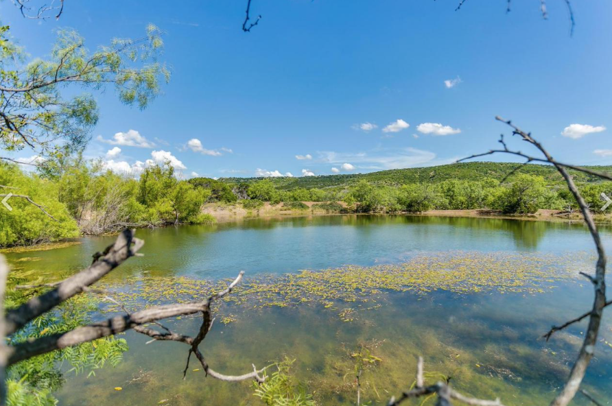 Wide Open Spaces: 4 Dreamy Ranch Listings - The Scout Guide