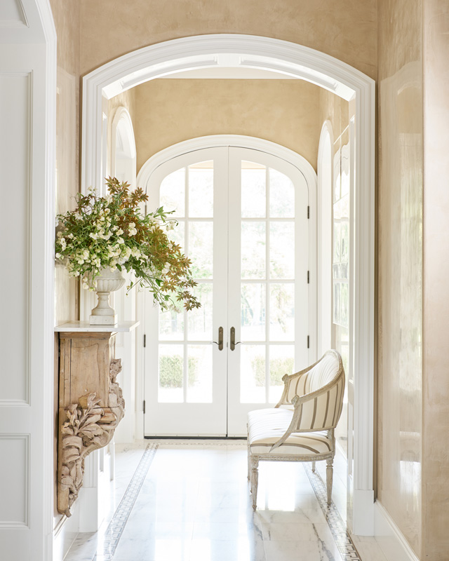 10 Inspiring Entryways - The Scout Guide