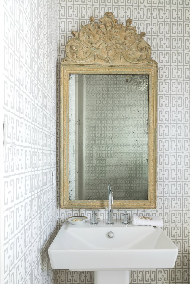 14 Stylish Bathrooms that Celebrate Pattern - The Scout Guide