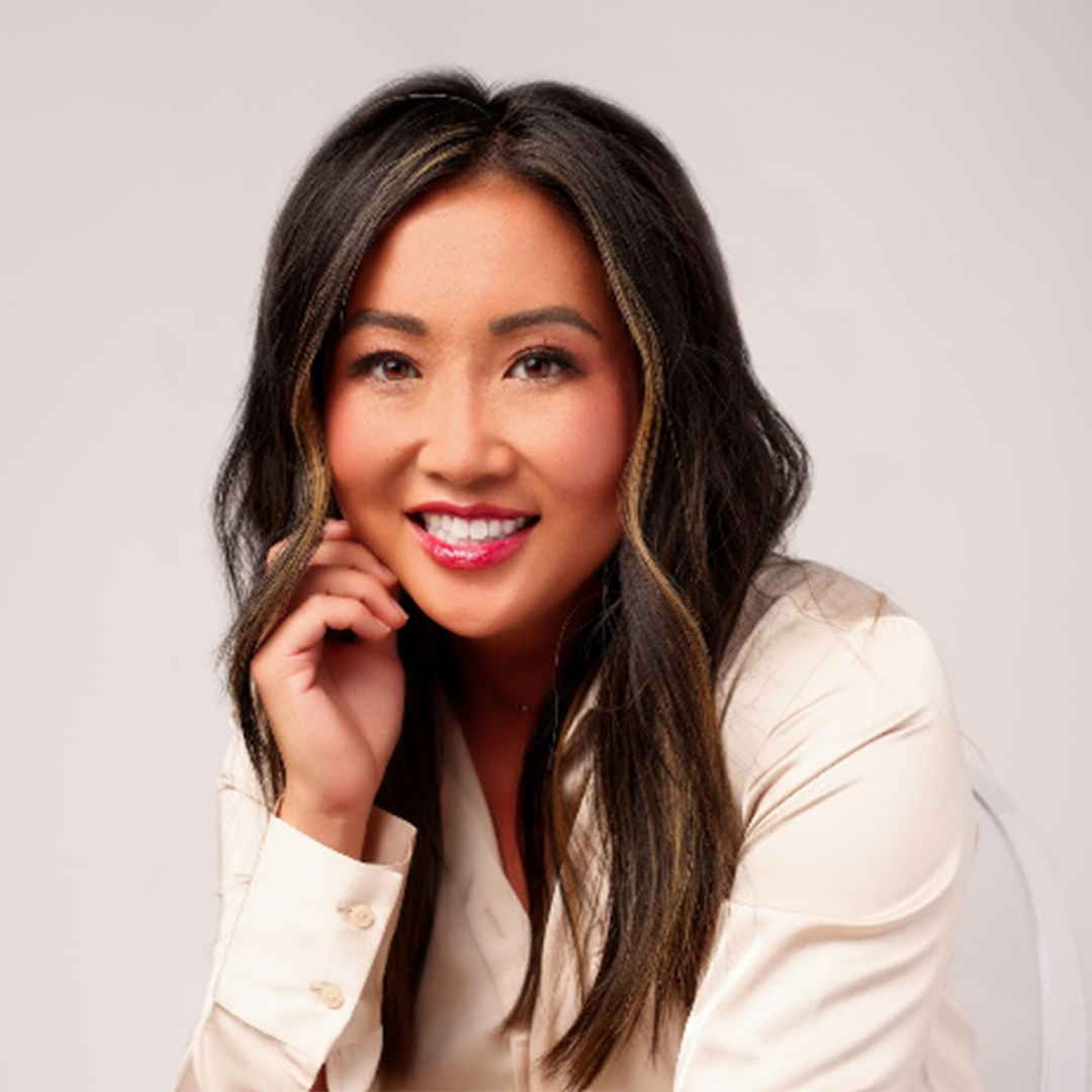 Profeshie: It’s Time To Ditch The Mirror Selfie - The Scout Guide