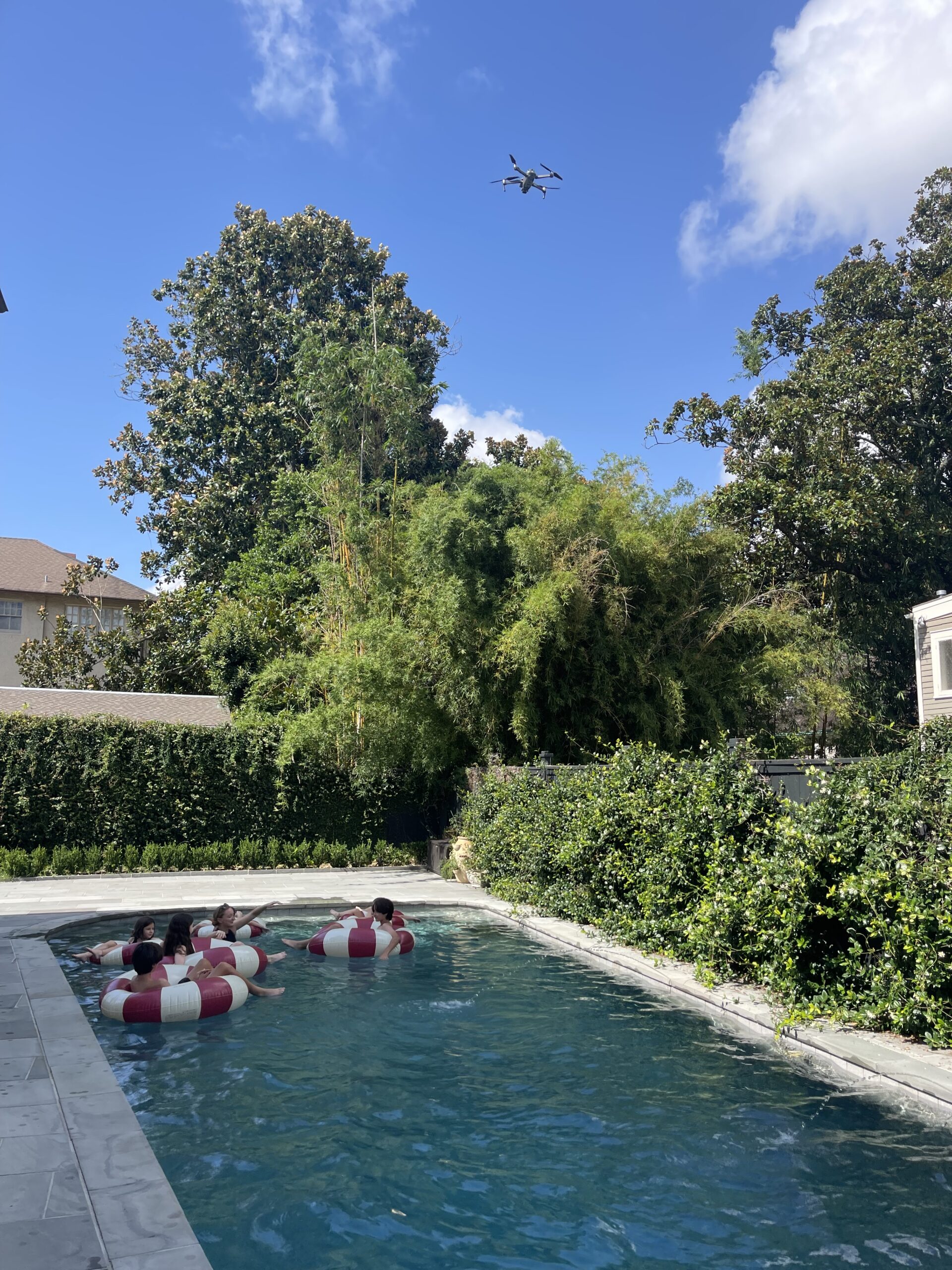 An Underwater Photography Session with Olivia Grey Pritchard ...