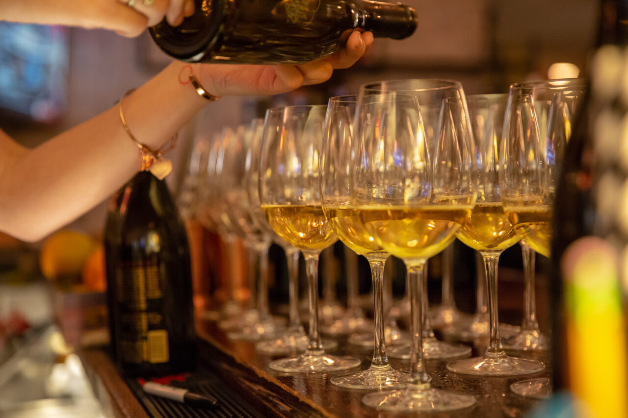 Coles 735 Main Earns 2024 Wine Spectator Restaurant Award - The Scout Guide