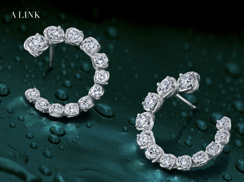 Romance Diamond Co ALINK RETURNS - The Scout Guide