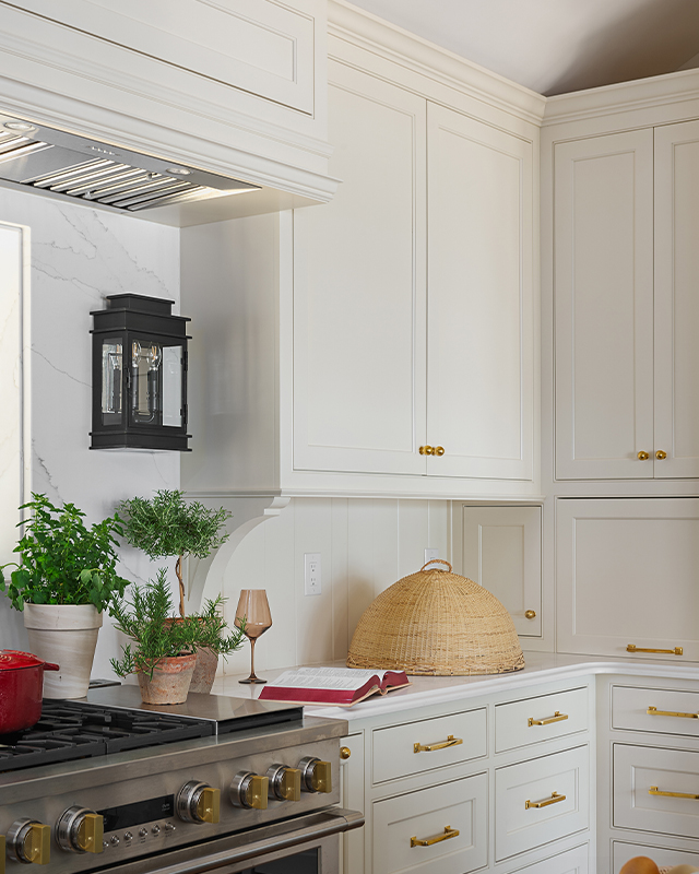 Anatomy of a Room: Inside a Charming Kitchen in Muscle Shoals, Alabama ...