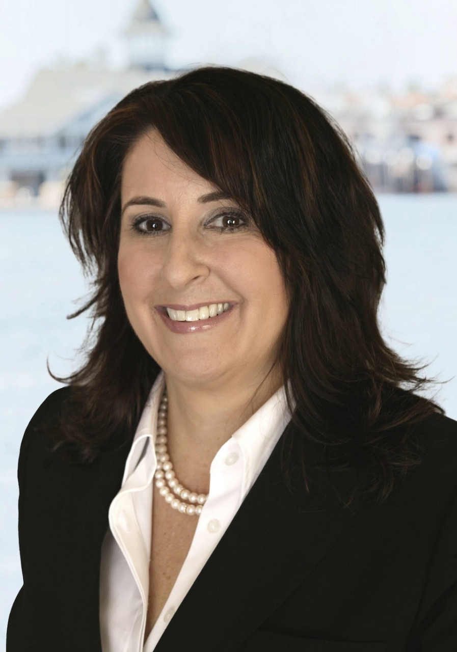 Mastering the Art of Hospitality: A Conversation with Debbie Snavely ...