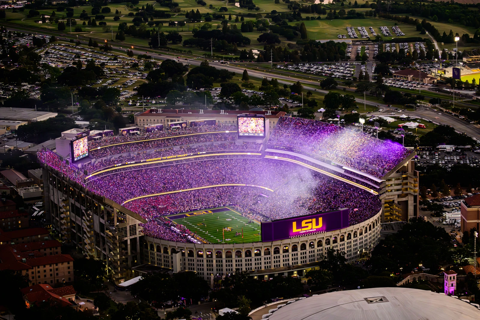 LSU Football Insider Guide: Schedule & Tips | The Scout Guide